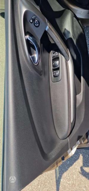 Brown Renault Kadjar 2016 in Kaunas, with an engine capacity of 1.46 L and mileage of 135 thousand km for 8450 €, photo 17 on AUTOMOTO.COM.LV