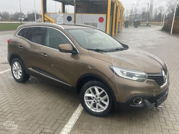 Brown Renault Kadjar 2018 in Taurage, with an engine capacity of 1.20 L and mileage of 208 thousand km for 7999 €, photo 1 on AUTOMOTO.COM.LV