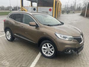 Brūns Renault Kadjar 2018 Tauragė, ar dzinēja tilpumu 1.20 L un nobraukumu 208 tūkst. km par 7999 €, foto  vietnē AUTOMOTO.COM.LV