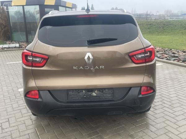 Brown Renault Kadjar 2018 in Taurage, with an engine capacity of 1.20 L and mileage of 208 thousand km for 7999 €, photo 5 on AUTOMOTO.COM.LV