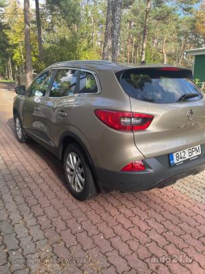 Brūns Renault Kadjar 2015 Tallina, ar dzinēja tilpumu 1.50 L un nobraukumu 232 tūkst. km par 8100 €, foto 3 vietnē AUTOMOTO.COM.LV