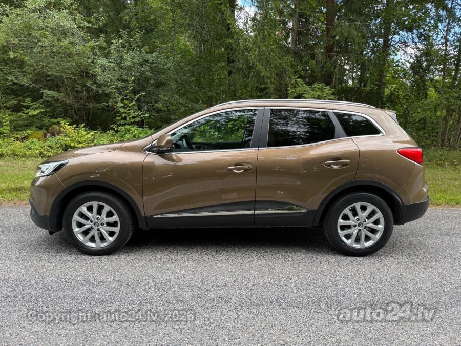 Brūns Renault Kadjar 2018 Rapla, ar dzinēja tilpumu 1.20 L un nobraukumu 74 tūkst. km par 11290 €, foto 4 vietnē AUTOMOTO.COM.LV