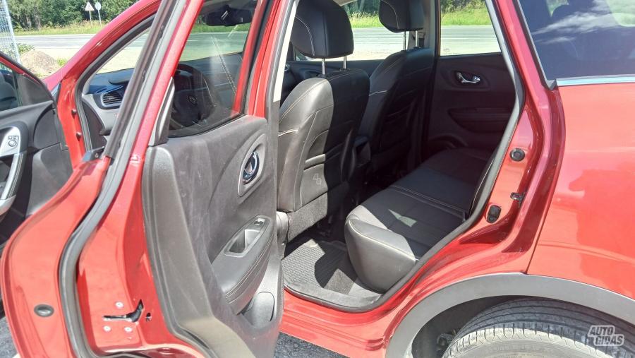 Renault Kadjar 2015 Radviliškis, ar dzinēja tilpumu 1.60 L un nobraukumu 268 tūkst. km par 7700 €, foto 20 vietnē AUTOMOTO.COM.LV
