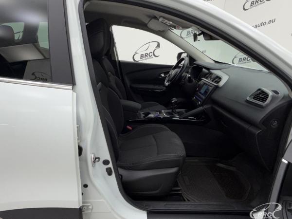 Renault Kadjar 2016 Viļņa vietnē Renault Kadjar 2016 Viļņa, ar dzinēja tilpumu 1.60 L un nobraukumu 401 tūkst. km par 5900 €, foto 5 vietnē AUTOMOTO.COM.LV