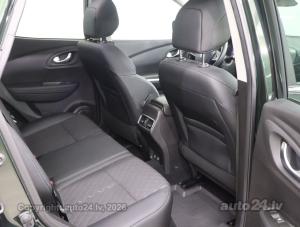 Green Renault Kadjar 2019 in Tallinn, with an engine capacity of 1.30 L and mileage of 34 thousand km for 14900 €, photo 9 on AUTOMOTO.COM.LV