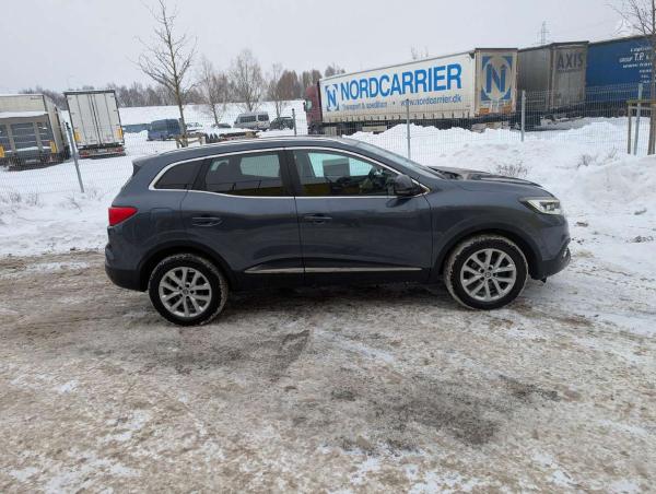 Grey Renault Kadjar 2015 in Siauliai, with an engine capacity of 1.46 L and mileage of 191 thousand km for 9800 €, photo 3 on AUTOMOTO.COM.LV