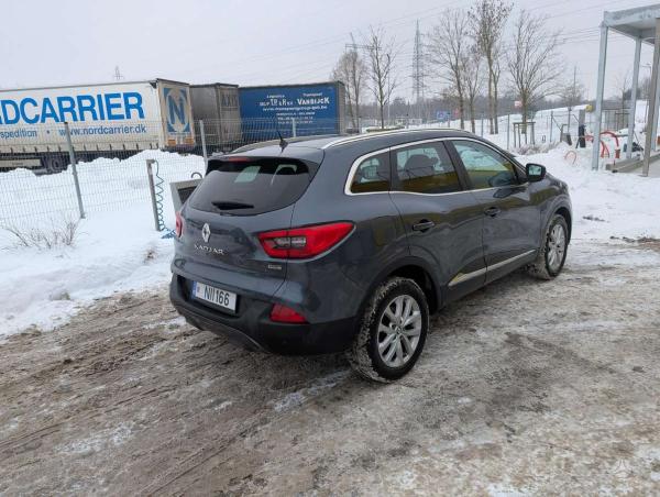 Grey Renault Kadjar 2015 in Siauliai, with an engine capacity of 1.46 L and mileage of 191 thousand km for 9800 €, photo 4 on AUTOMOTO.COM.LV
