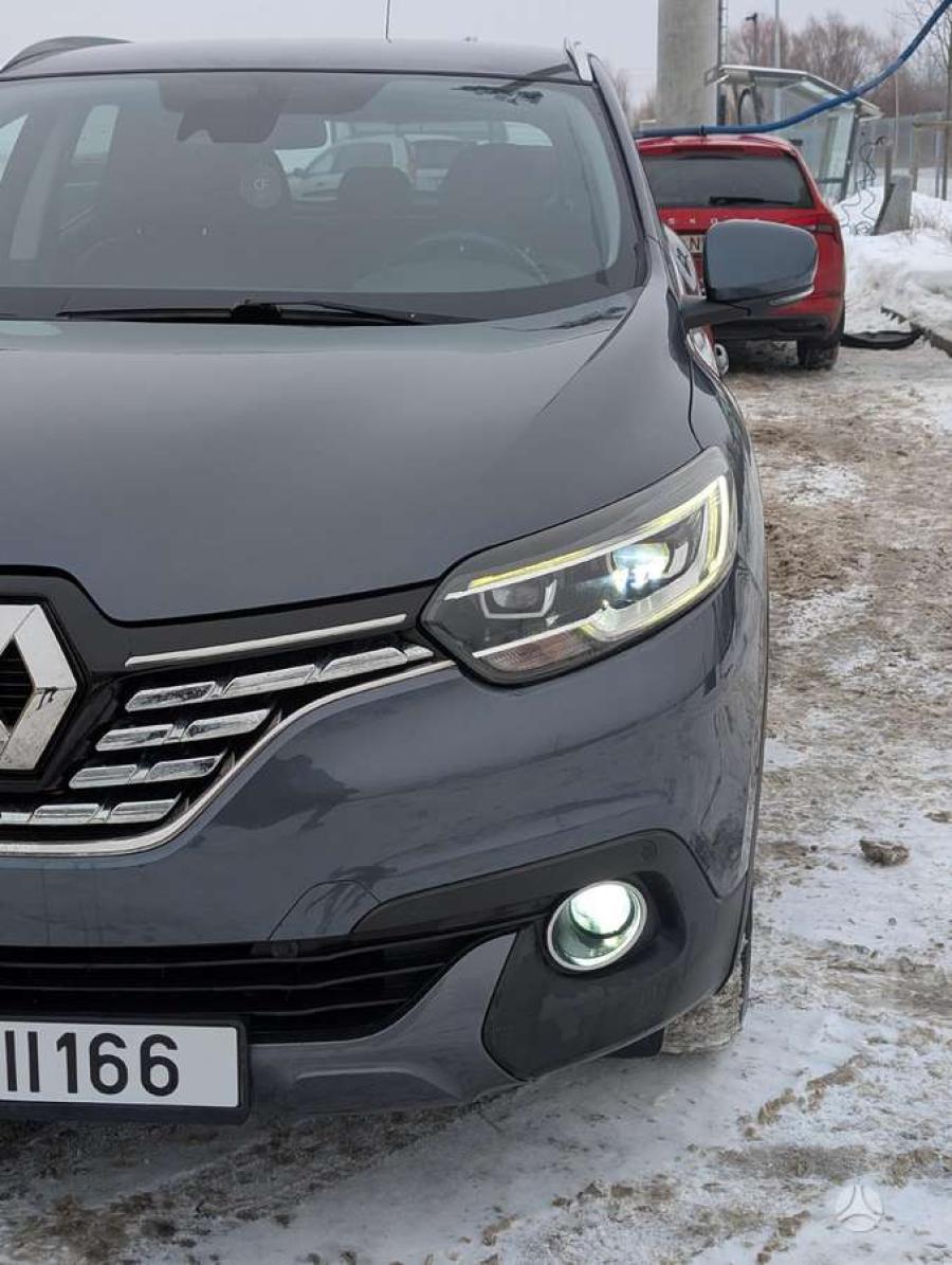 Pelēks Renault Kadjar 2015 Šauļi, ar dzinēja tilpumu 1.46 L un nobraukumu 191 tūkst. km par 9800 €, foto 7 vietnē AUTOMOTO.COM.LV