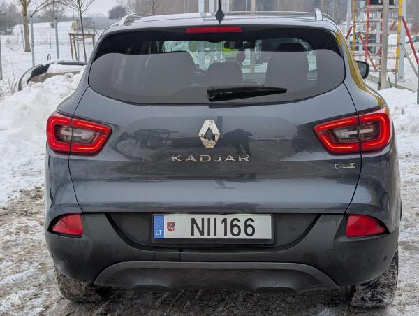 Grey Renault Kadjar 2015 in Siauliai, with an engine capacity of 1.46 L and mileage of 191 thousand km for 9800 €, photo 9 on AUTOMOTO.COM.LV