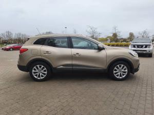Pelēks Renault Kadjar 2015 Jelgava, ar dzinēja tilpumu 1.20 L un nobraukumu 112 tūkst. km par 7990 €, foto 9 vietnē AUTOMOTO.COM.LV