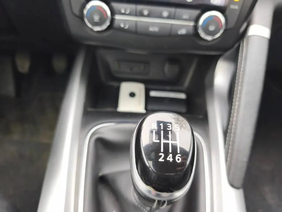 Pelēks Renault Kadjar 2015 Jelgava, ar dzinēja tilpumu 1.20 L un nobraukumu 112 tūkst. km par 7990 €, foto 19 vietnē AUTOMOTO.COM.LV