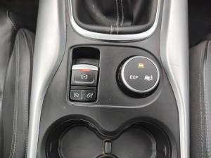 Pelēks Renault Kadjar 2015 Jelgava, ar dzinēja tilpumu 1.20 L un nobraukumu 112 tūkst. km par 7990 €, foto 20 vietnē AUTOMOTO.COM.LV