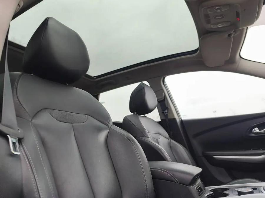 Pelēks Renault Kadjar 2015 Jelgava, ar dzinēja tilpumu 1.20 L un nobraukumu 112 tūkst. km par 7990 €, foto 21 vietnē AUTOMOTO.COM.LV