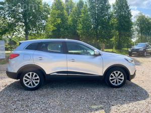Grey Renault Kadjar 2016 in Kuldiga, with an engine capacity of 1.50 L and mileage of 252 thousand km for 7190 €, photo 6 on AUTOMOTO.COM.LV