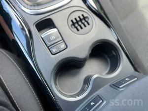 Grey Renault Kadjar 2016 in Kuldiga, with an engine capacity of 1.50 L and mileage of 252 thousand km for 7190 €, photo 17 on AUTOMOTO.COM.LV