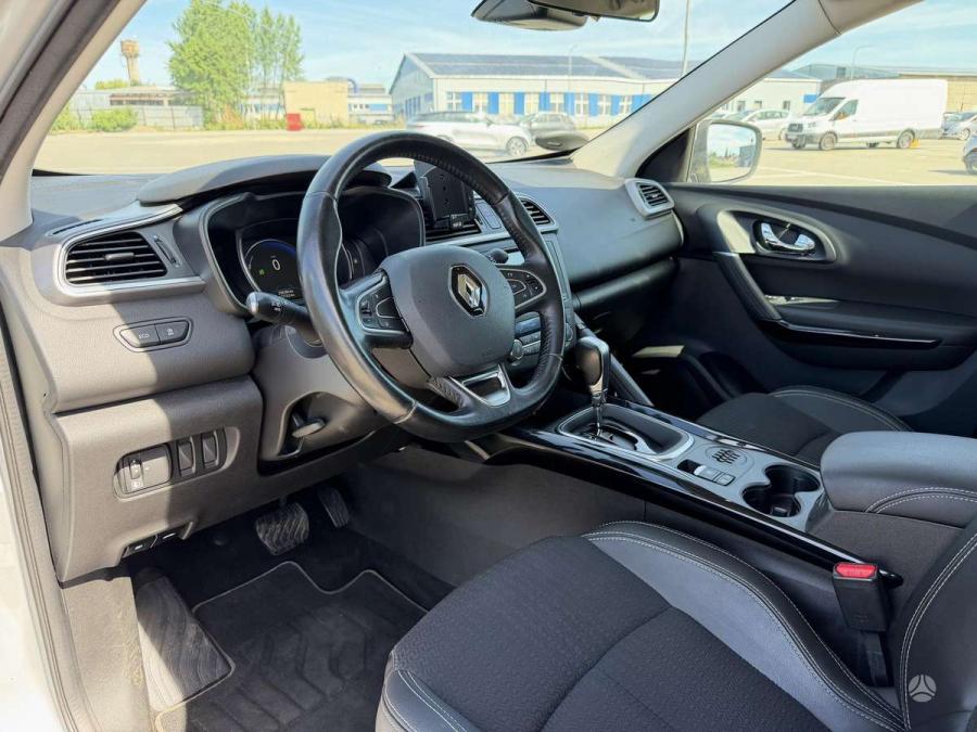 Pelēks Renault Kadjar 2016 Tauragė, ar dzinēja tilpumu 1.46 L un nobraukumu 294 tūkst. km par 7700 €, foto 14 vietnē AUTOMOTO.COM.LV