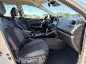 Pelēks Renault Kadjar 2016 Tauragė, ar dzinēja tilpumu 1.46 L un nobraukumu 294 tūkst. km par 7700 €, foto 16 vietnē AUTOMOTO.COM.LV