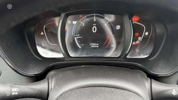 Pelēks Renault Kadjar 2016 Kauņa, ar dzinēja tilpumu 1.46 L un nobraukumu 178 tūkst. km par 8150 €, foto 10 vietnē AUTOMOTO.COM.LV