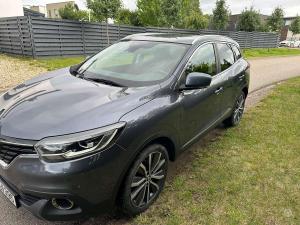 Pelēks Renault Kadjar 2016 Viļņa, ar dzinēja tilpumu 1.46 L un nobraukumu 170 tūkst. km par 8490 €, foto 3 vietnē AUTOMOTO.COM.LV