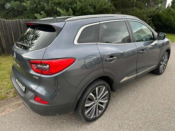 Pelēks Renault Kadjar 2016 Viļņa, ar dzinēja tilpumu 1.46 L un nobraukumu 170 tūkst. km par 8490 €, foto 3 vietnē AUTOMOTO.COM.LV