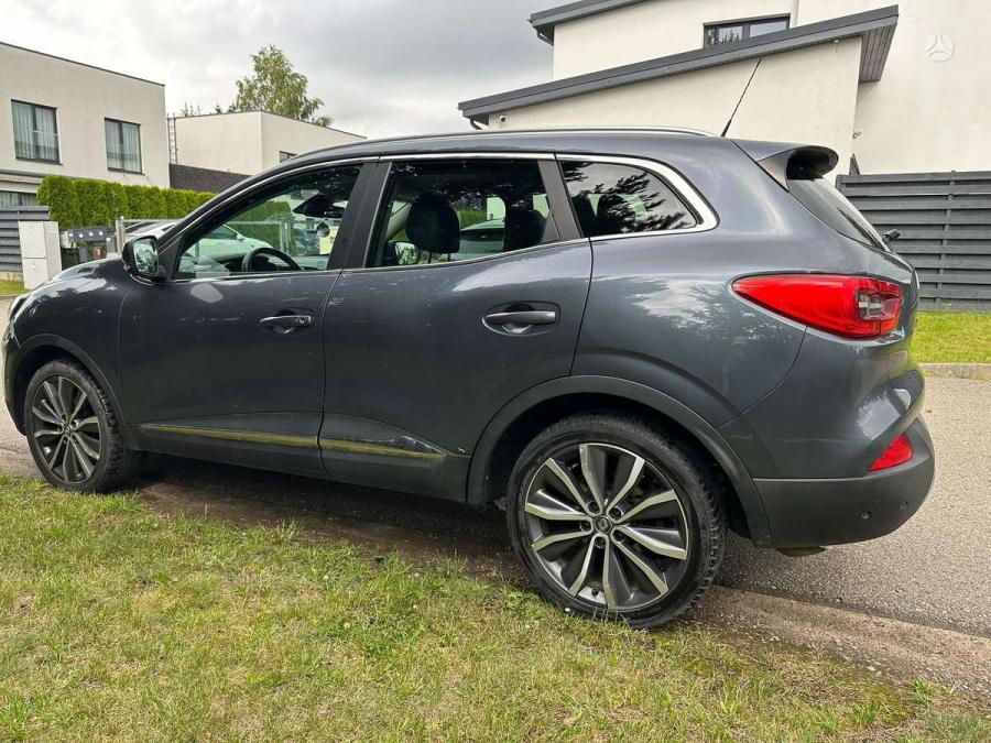 Pelēks Renault Kadjar 2016 Viļņa, ar dzinēja tilpumu 1.46 L un nobraukumu 170 tūkst. km par 8490 €, foto 5 vietnē AUTOMOTO.COM.LV