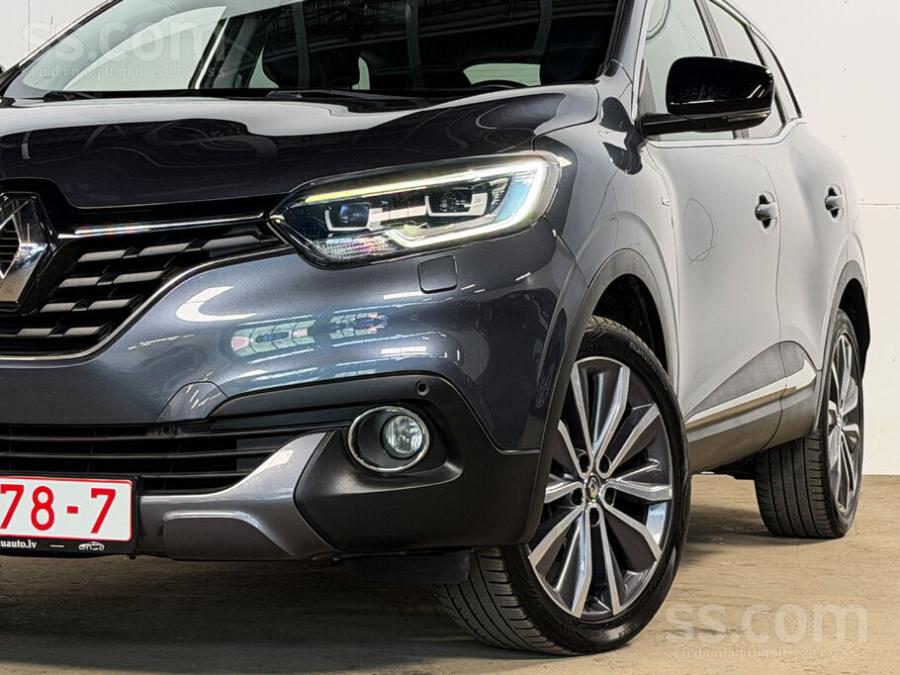 Pelēks Renault Kadjar 2016 Jūrmala, ar dzinēja tilpumu 1.50 L un nobraukumu 245 tūkst. km par 9950 €, foto 3 vietnē AUTOMOTO.COM.LV