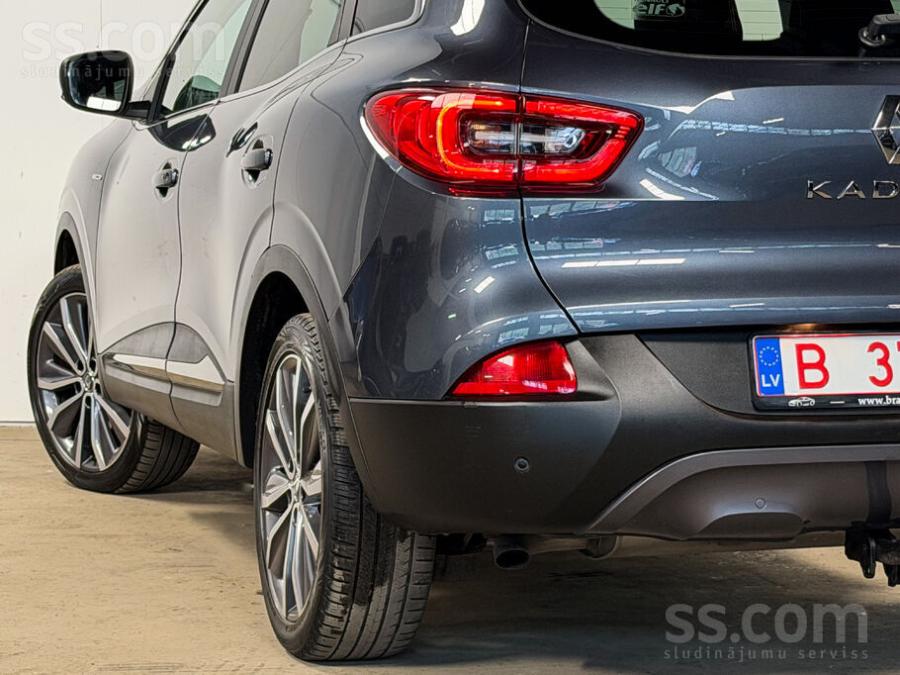 Pelēks Renault Kadjar 2016 Jūrmala, ar dzinēja tilpumu 1.50 L un nobraukumu 245 tūkst. km par 9950 €, foto 9 vietnē AUTOMOTO.COM.LV