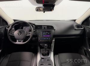 Pelēks Renault Kadjar 2016 Jūrmala, ar dzinēja tilpumu 1.50 L un nobraukumu 245 tūkst. km par 9950 €, foto 20 vietnē AUTOMOTO.COM.LV