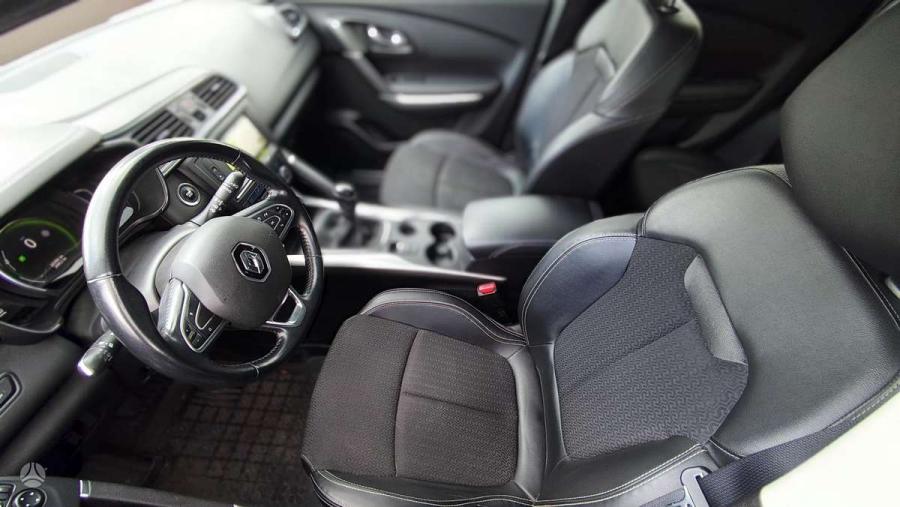 Pelēks Renault Kadjar 2016 Viļņa, ar dzinēja tilpumu 1.60 L un nobraukumu 225 tūkst. km par 7199 €, foto 12 vietnē AUTOMOTO.COM.LV