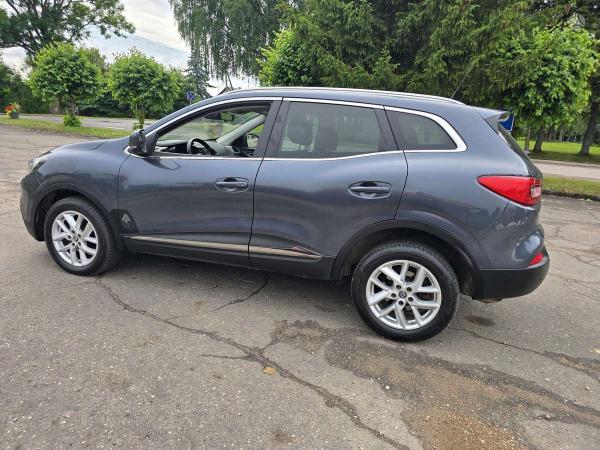 Grey Renault Kadjar 2016 in Jurbarkas, with an engine capacity of 1.60 L and mileage of 160 thousand km for 6900 €, photo 8 on AUTOMOTO.COM.LV