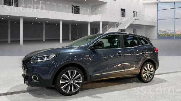 Серый Рено Kadjar 2017 в Рига, объемом двигателя 1.20 л и пробегом 131 тыс. км за 12350 €, фото 1 на AUTOMOTO.COM.LV