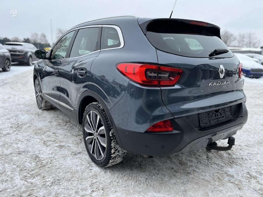 Pelēks Renault Kadjar 2017 Šauļi, ar dzinēja tilpumu 1.20 L un nobraukumu 102 tūkst. km par 9550 €, foto 4 vietnē AUTOMOTO.COM.LV