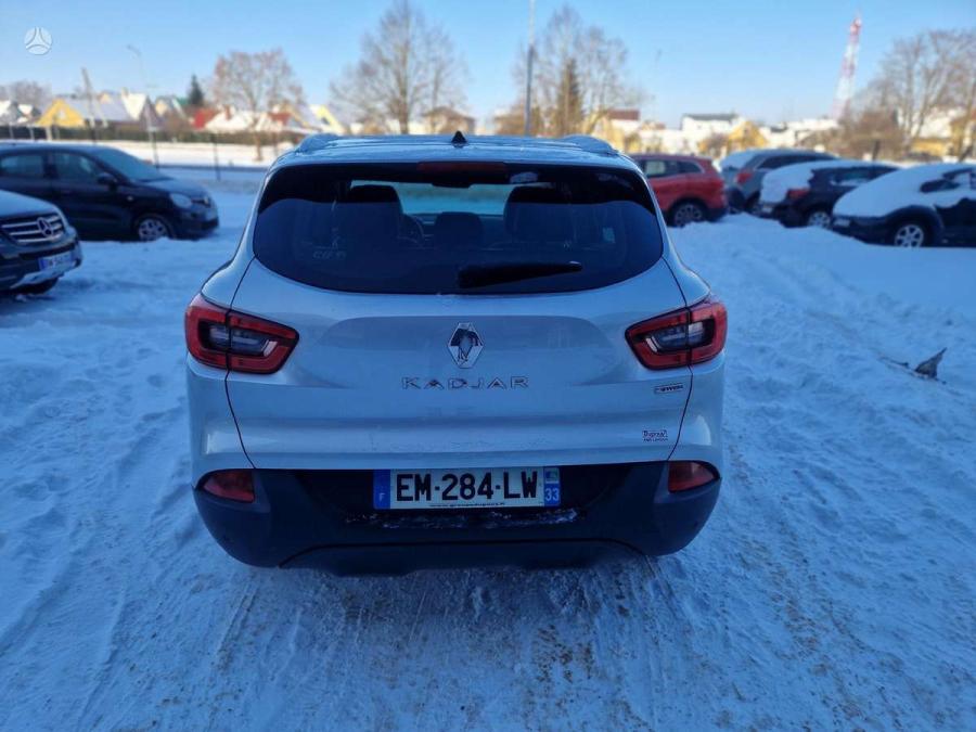 Pelēks Renault Kadjar 2017 Tauragė, ar dzinēja tilpumu 1.60 L un nobraukumu 220 tūkst. km par 6800 €, foto 5 vietnē AUTOMOTO.COM.LV