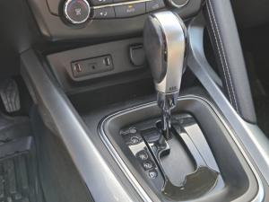 Grey Renault Kadjar 2017 in Riga, with an engine capacity of 1.50 L and mileage of 179 thousand km for 10950 €, photo 4 on AUTOMOTO.COM.LV
