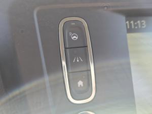 Grey Renault Kadjar 2017 in Riga, with an engine capacity of 1.50 L and mileage of 179 thousand km for 10950 €, photo 8 on AUTOMOTO.COM.LV
