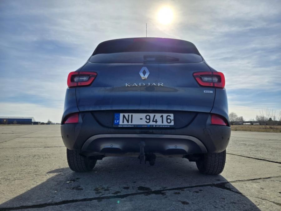 Grey Renault Kadjar 2017 in Riga, with an engine capacity of 1.50 L and mileage of 179 thousand km for 10950 €, photo 32 on AUTOMOTO.COM.LV