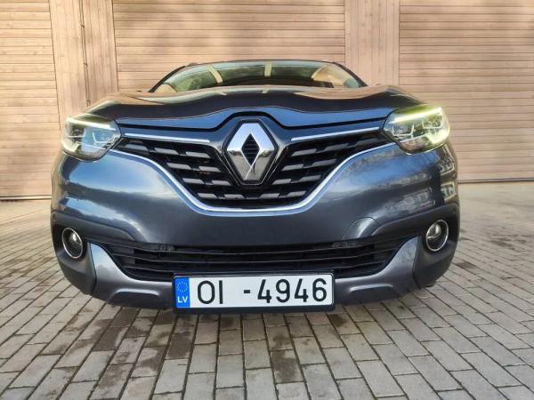 Pelēks Renault Kadjar 2017 Jelgava, ar dzinēja tilpumu 1.20 L un nobraukumu 159 tūkst. km par 10990 €, foto 2 vietnē AUTOMOTO.COM.LV