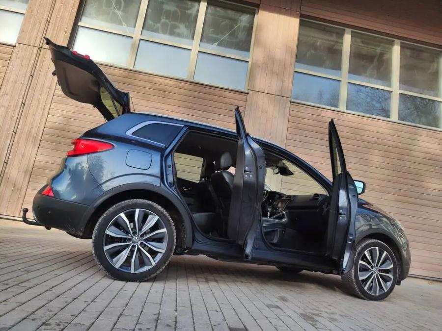 Grey Renault Kadjar 2017 in Jelgava, with an engine capacity of 1.20 L and mileage of 159 thousand km for 10990 €, photo 12 on AUTOMOTO.COM.LV