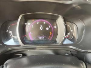 Grey Renault Kadjar 2017 in Jelgava, with an engine capacity of 1.20 L and mileage of 159 thousand km for 10990 €, photo 15 on AUTOMOTO.COM.LV