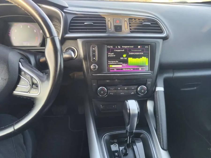 Grey Renault Kadjar 2017 in Jelgava, with an engine capacity of 1.20 L and mileage of 159 thousand km for 10990 €, photo 16 on AUTOMOTO.COM.LV
