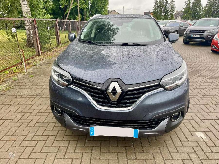 Grey Renault Kadjar 2017 in Taurage, with an engine capacity of 1.60 L and mileage of 164 thousand km for 8300 €, photo 3 on AUTOMOTO.COM.LV