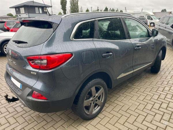 Grey Renault Kadjar 2017 in Taurage, with an engine capacity of 1.60 L and mileage of 164 thousand km for 8300 €, photo 4 on AUTOMOTO.COM.LV