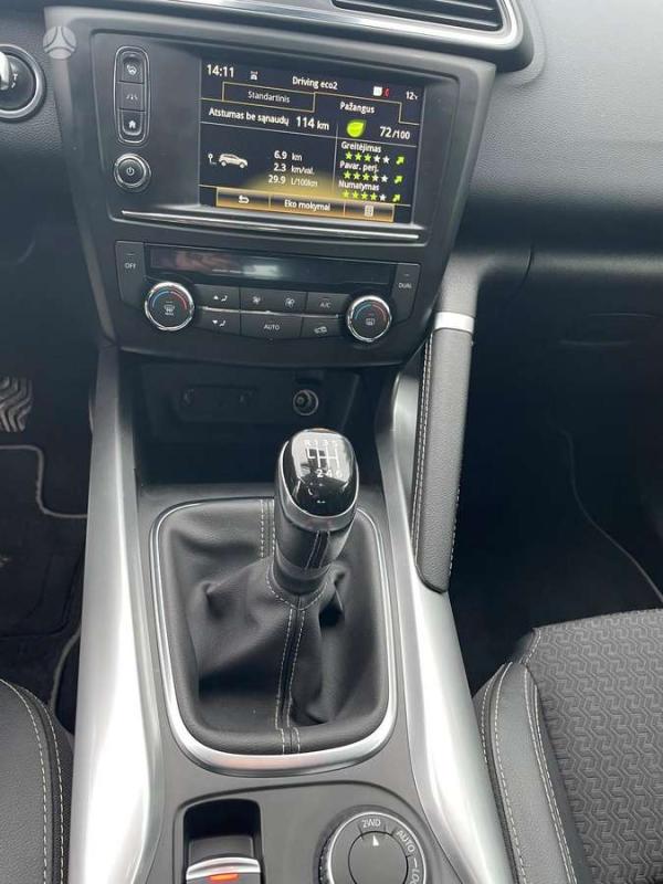 Grey Renault Kadjar 2017 in Taurage, with an engine capacity of 1.60 L and mileage of 164 thousand km for 8300 €, photo 9 on AUTOMOTO.COM.LV