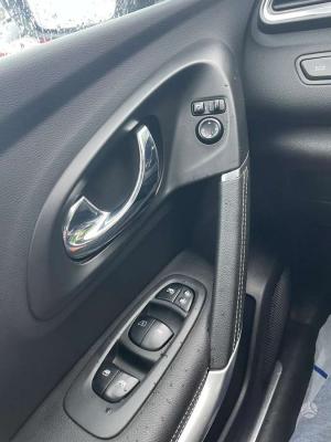 Grey Renault Kadjar 2017 in Taurage, with an engine capacity of 1.60 L and mileage of 164 thousand km for 8300 €, photo 17 on AUTOMOTO.COM.LV