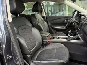 Grey Renault Kadjar 2017 in Kaunas, with an engine capacity of 1.20 L and mileage of 191 thousand km for 8900 €, photo 12 on AUTOMOTO.COM.LV