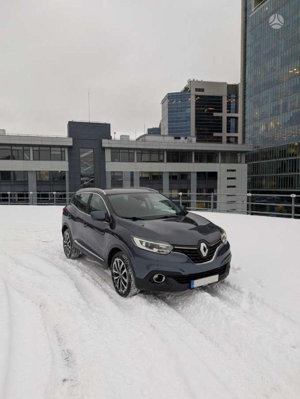 Pelēks Renault Kadjar 2018 Viļņa, ar dzinēja tilpumu 1.20 L un nobraukumu 212 tūkst. km par 9000 €, foto 1 vietnē AUTOMOTO.COM.LV