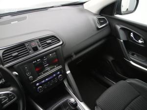 Pelēks Renault Kadjar 2018 Viļņa, ar dzinēja tilpumu 1.50 L un nobraukumu 173 tūkst. km par 10999 €, foto 22 vietnē AUTOMOTO.COM.LV