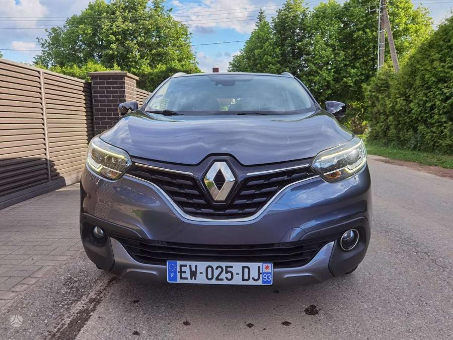 Grey Renault Kadjar 2018 in Kaunas, with an engine capacity of 1.20 L and mileage of 112 thousand km for 5500 €, photo 5 on AUTOMOTO.COM.LV