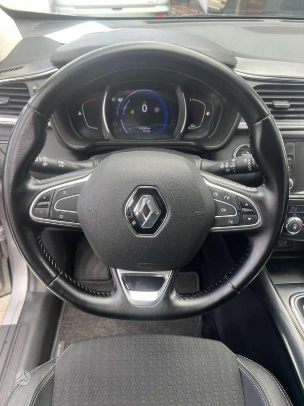 Серый Рено Kadjar 2018 в Таураге, объемом двигателя 1.46 л и пробегом 235 тыс. км за 7000 €, фото 10 на AUTOMOTO.COM.LV