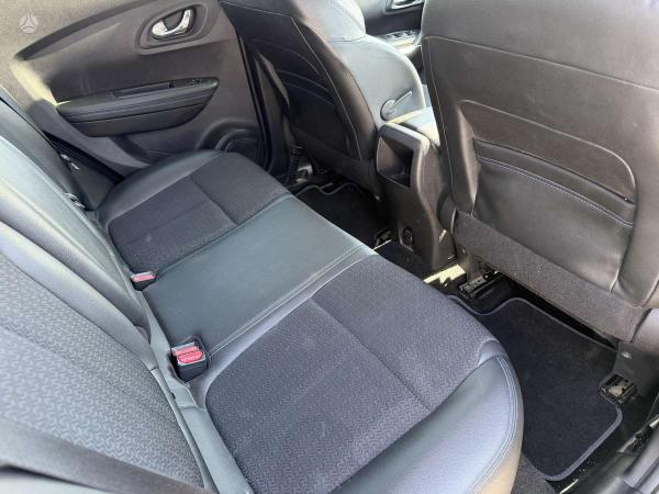 Grey Renault Kadjar 2018 in Siauliai, with an engine capacity of 1.46 L and mileage of 105 thousand km for 9900 €, photo 8 on AUTOMOTO.COM.LV